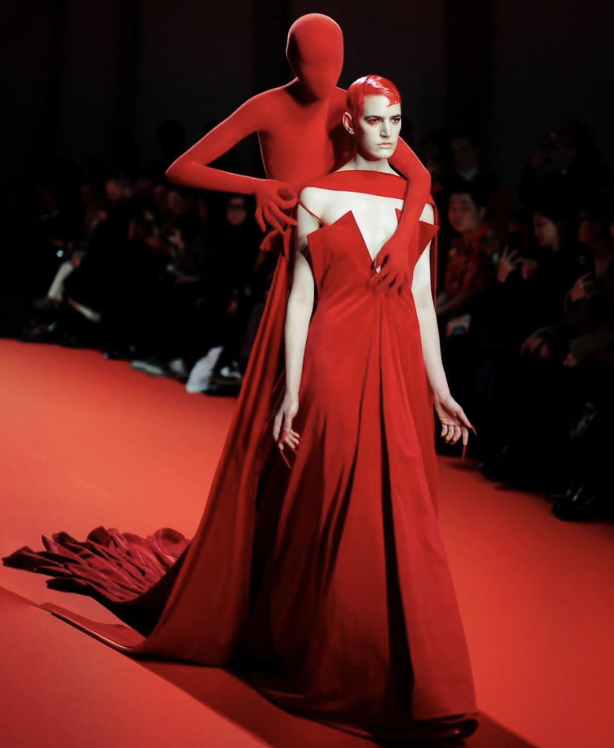 Robert Wun: Fashion Designer at the Forefront of Surrealistic Haute ...