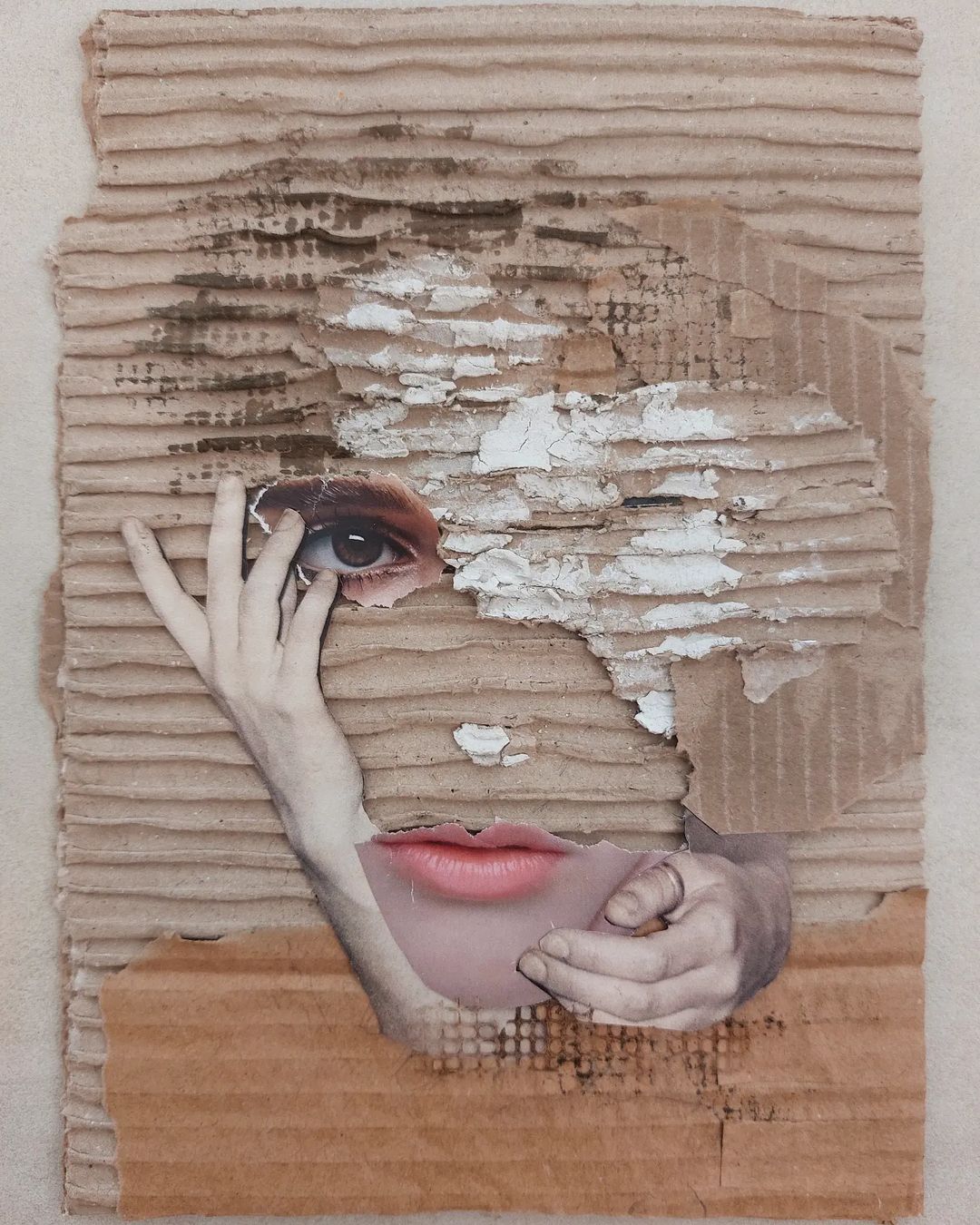 Exploring Different Mediums: A Beginner's Guide to Mixed Media Art